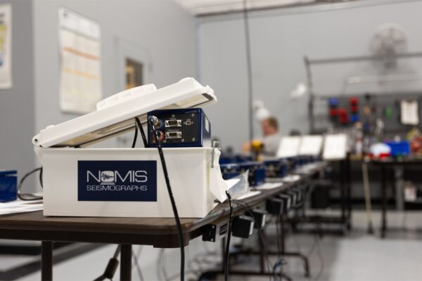 USA Seismograph Equipment Manufacturer | Nomis Seismographs